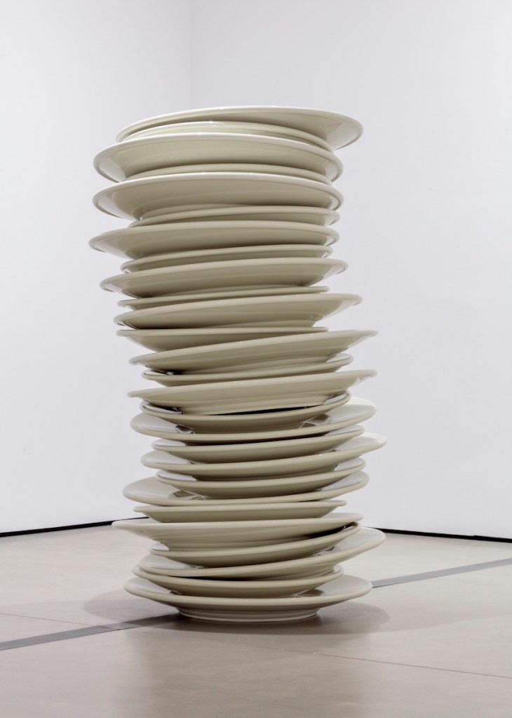No. 741: Robert Therrien, Gabriella Nugent – The Modern Art Notes Podcast